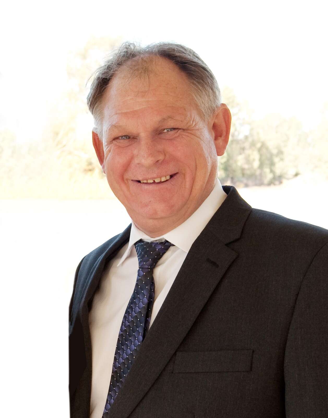 Vale Geoffrey Alan Saunders | Country News
