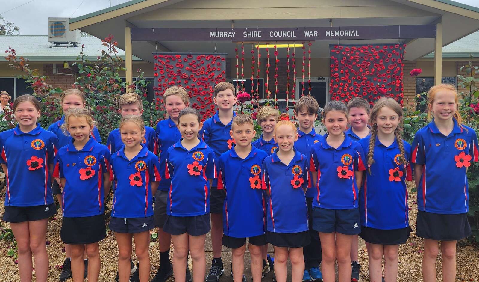 Big crowd attends Mathoura service | Cobram Courier