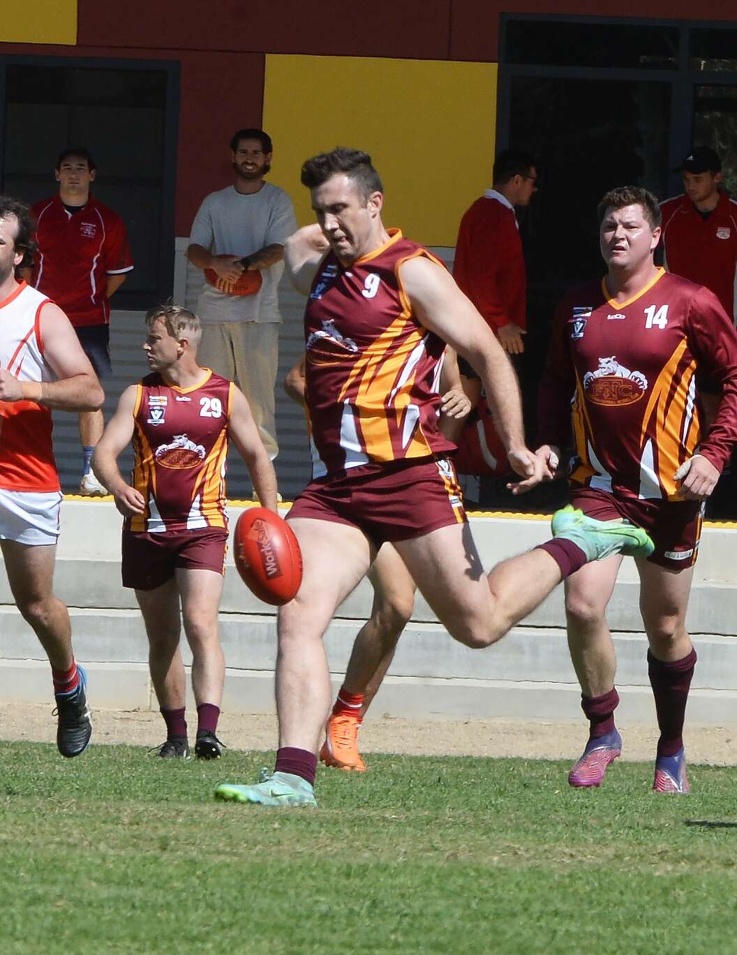 Bears and Swans put on classic | Shepparton News