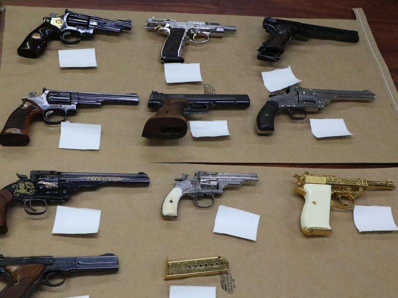 Cops pull the pin on 'syndicate' in antique guns heist | Shepparton News