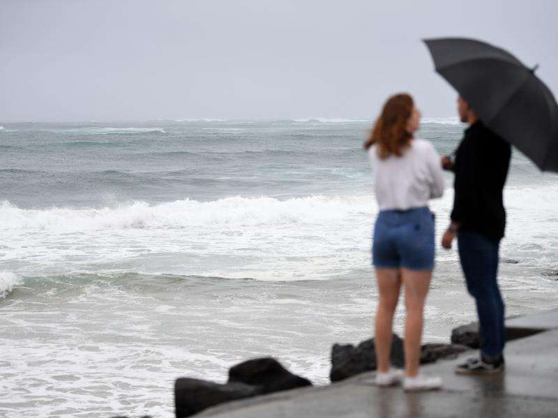 Wild winds and rain prompt severe weather warnings | Country News