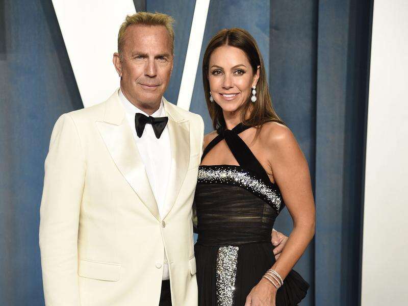 Costner and wife reach divorce settlement, avoid trial | Shepparton News