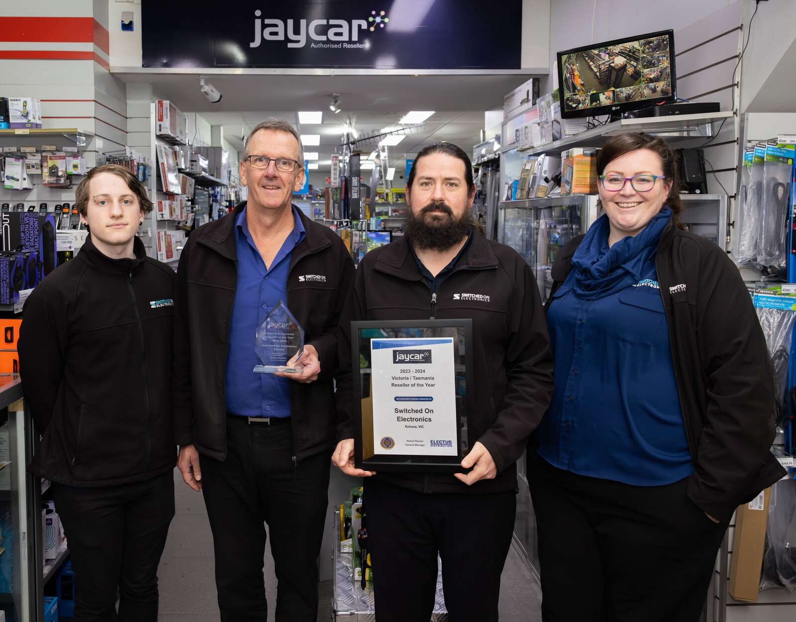 Local store wins big | Country News