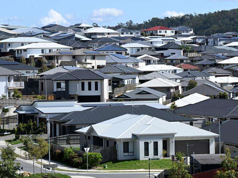Super funds eye housing incentives | Country News
