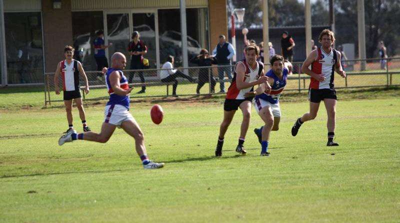 Strathmerton seniors fall short | Cobram Courier