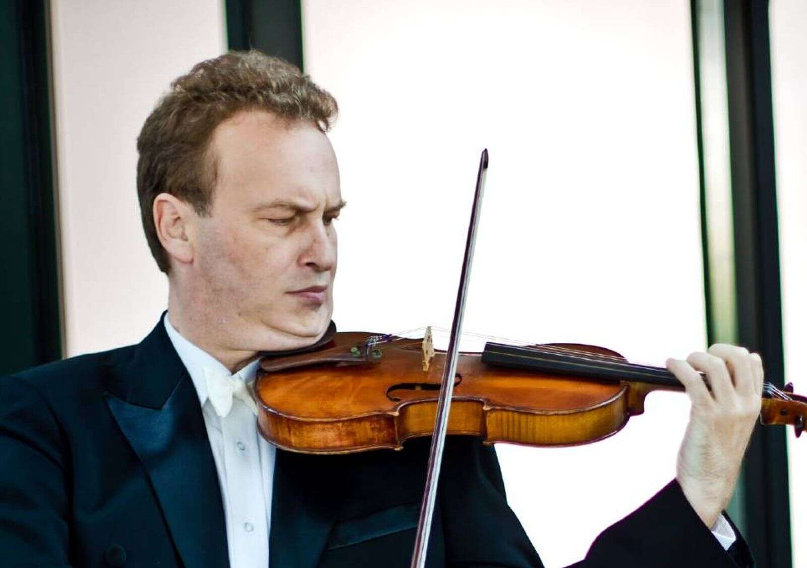 Violin virtuoso bringing classical to the bush | Shepparton News