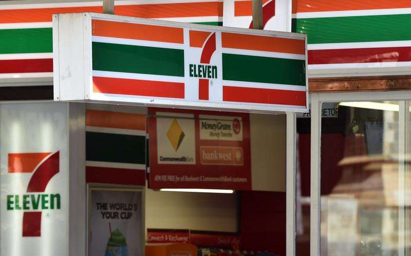 Two charged over alleged 7-Eleven theft | Riverine Herald