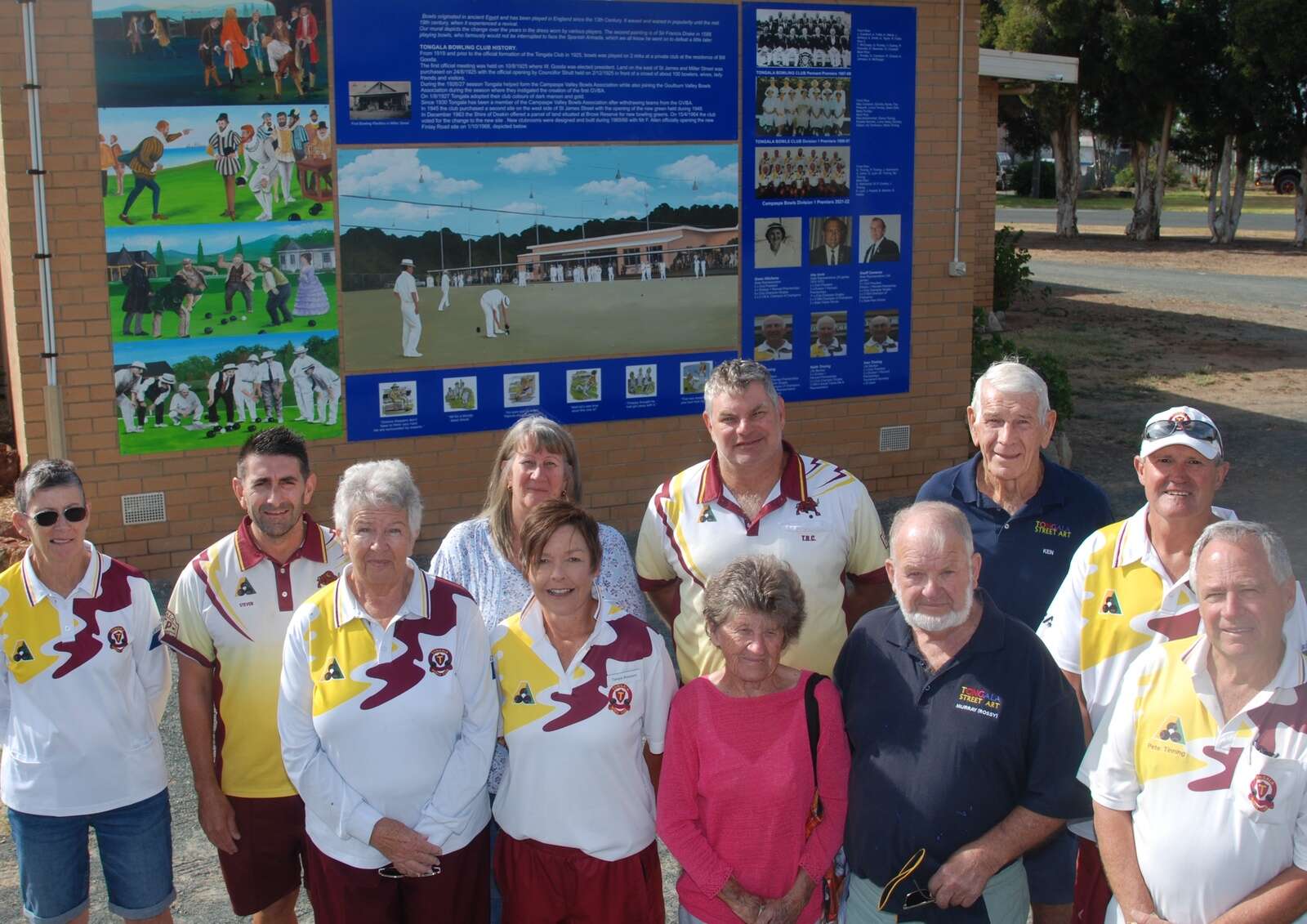 Bowls club mural unveiled | Kyabram Free Press