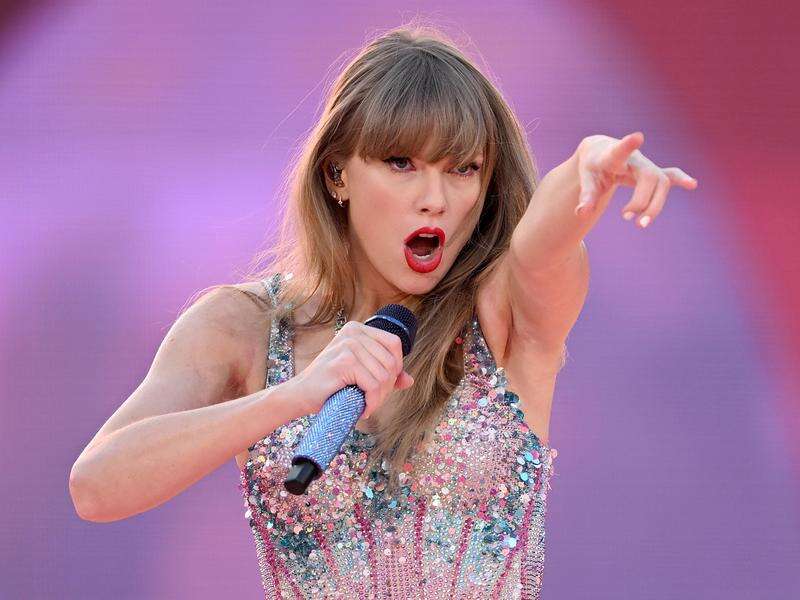 The Showgirl must go on: Taylor Swift reveals new album | Dairy News ...