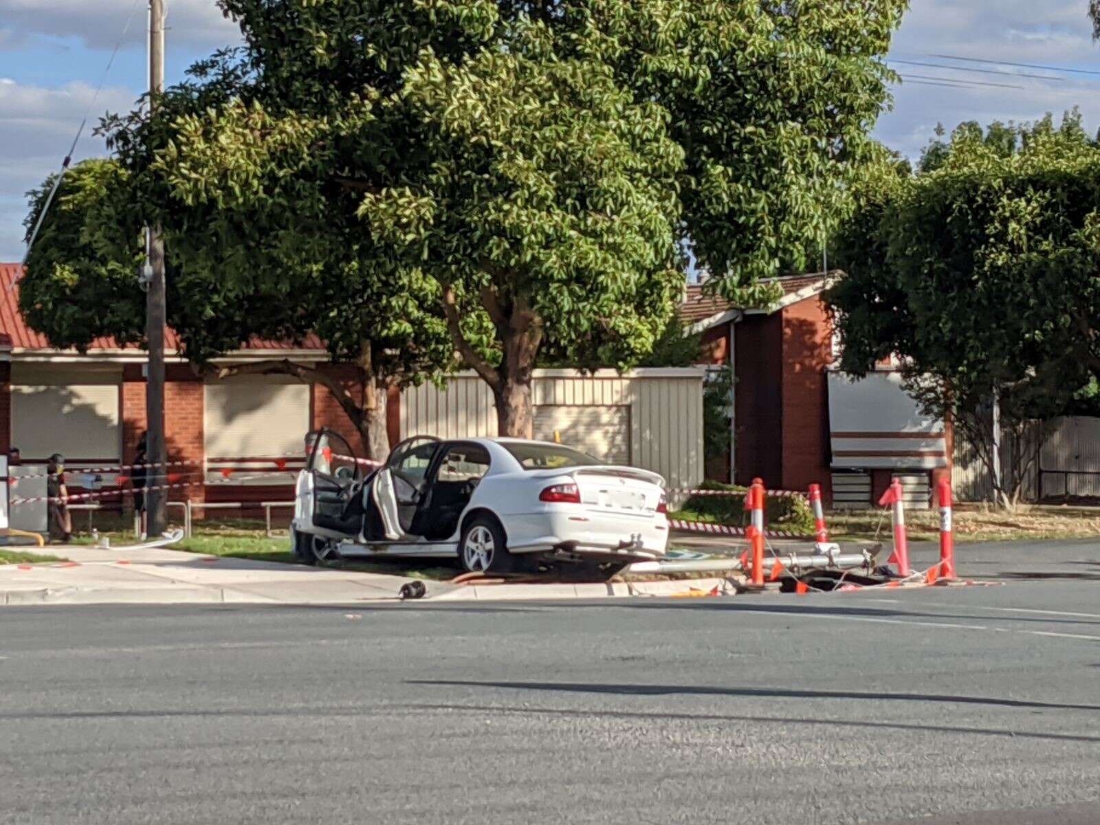 Traffic light chaos after crash at Shepparton intersection | Seymour ...