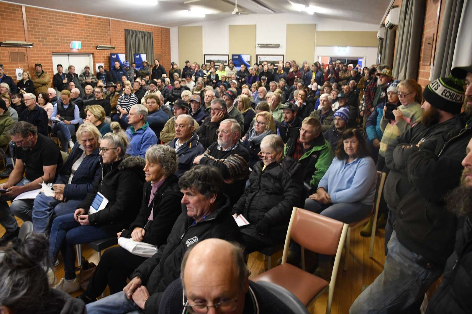 Strong attendance at Koyuga Nanneella wind farm meeting | Kyabram Free ...