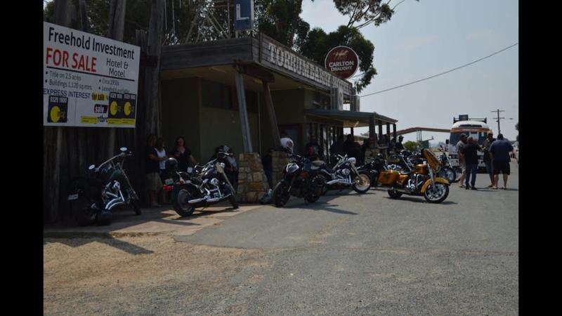Echuca's Riverina Redneck Rally team raising boot-loads of cash for ...