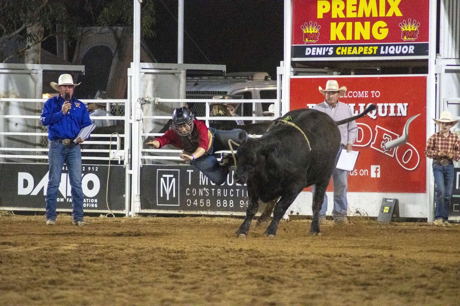 Buckin’ good time at Deni Rodeo | Deniliquin Pastoral Times