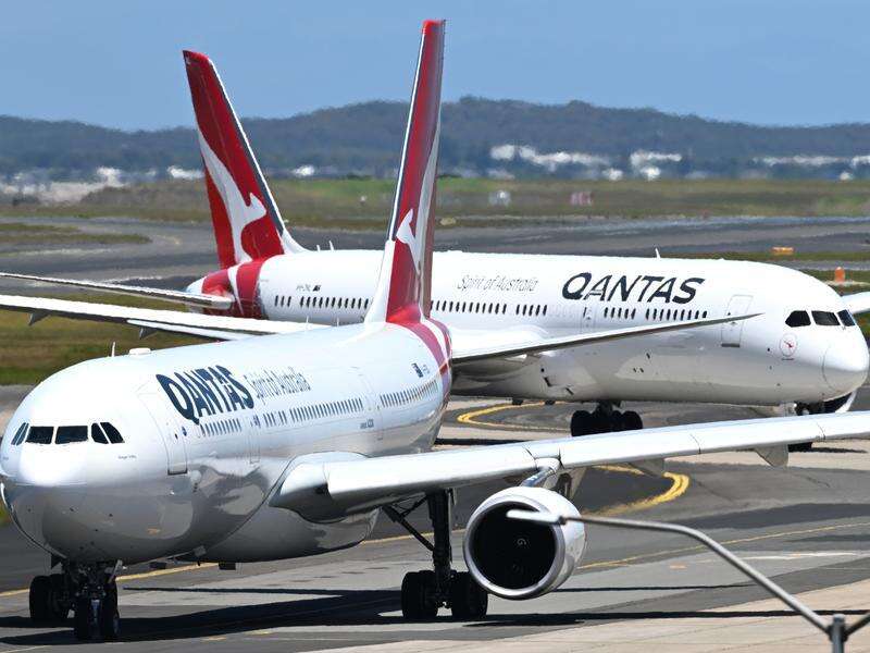 Qantas orders another 20 jets as profit takes off | Kyabram Free Press