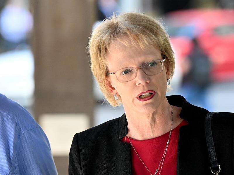 Qld lab boss 'feels dreadful' for mistake | Country News