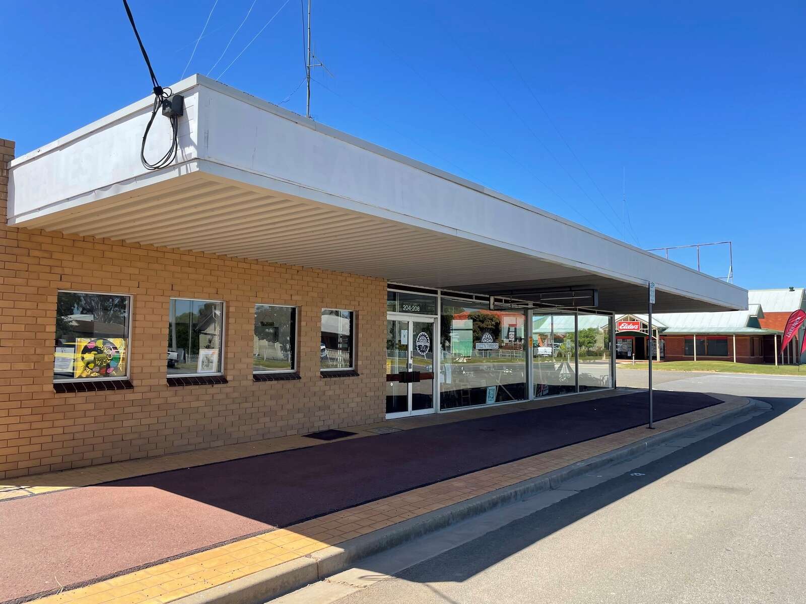 Main street exposure in Finley | Southern Riverina News