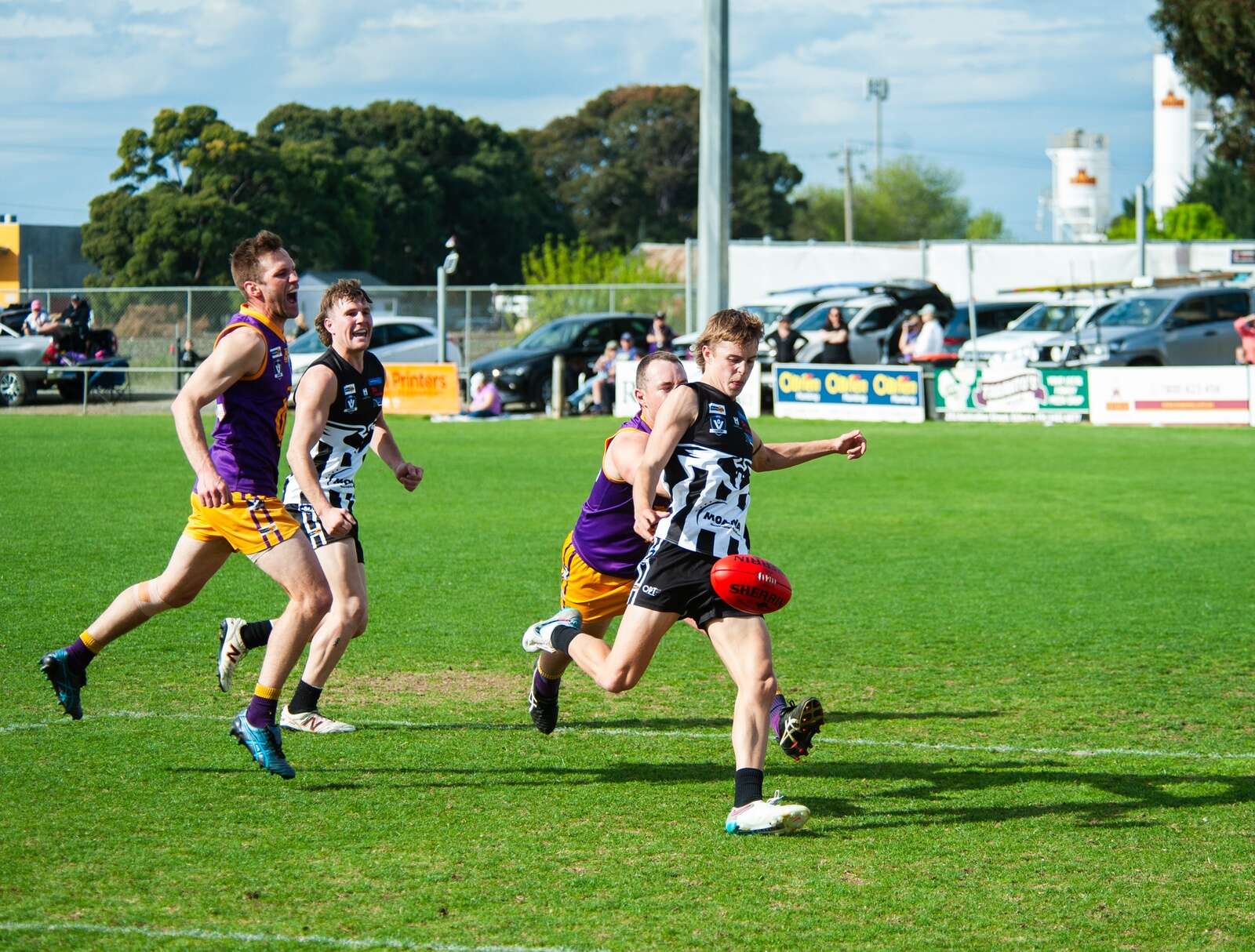 Magpies seal semi-final berth after thriller against Nathalia ...