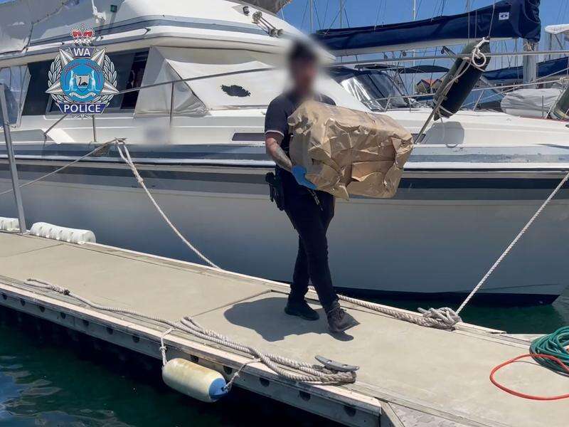 Guilty plea over plan to smuggle $1b of cocaine | Kyabram Free Press