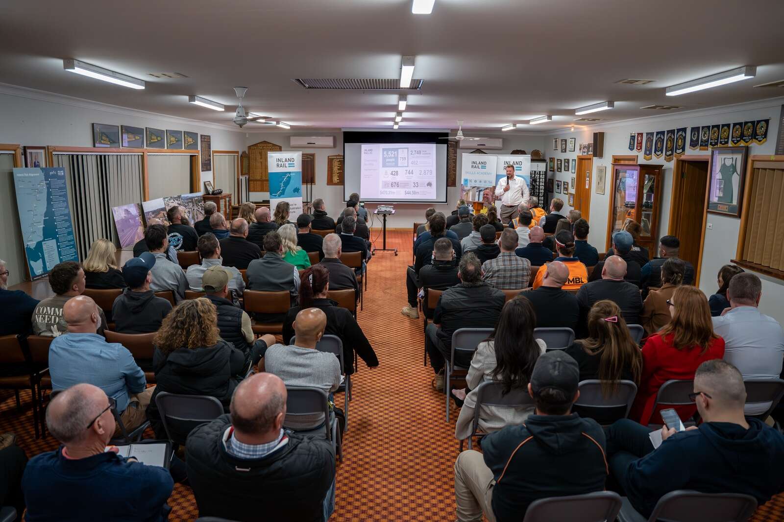 Local businesses seize Inland Rail opportunities at contractor events ...