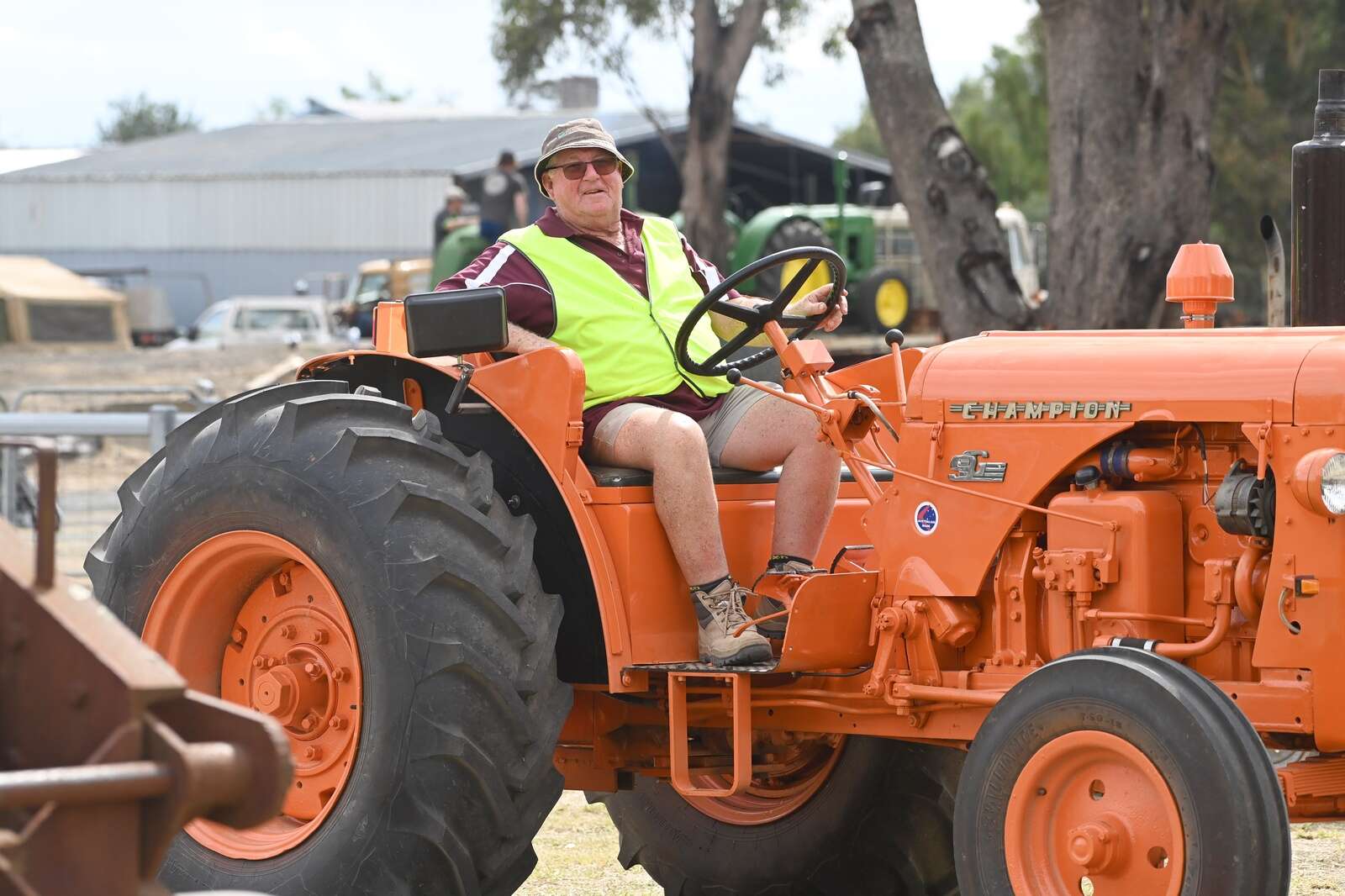 GALLERY | Hundreds flock to Vintage Rally and Tractor Pull | Country News