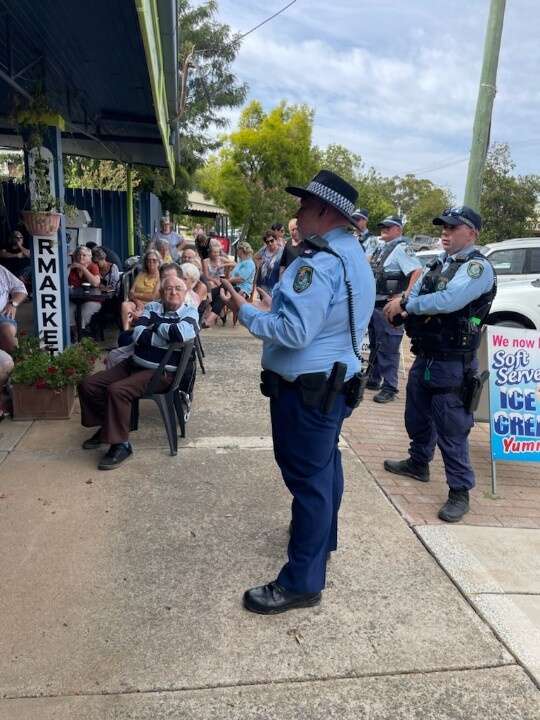 Cops met by strong Mathoura crowd | Dairy News Australia