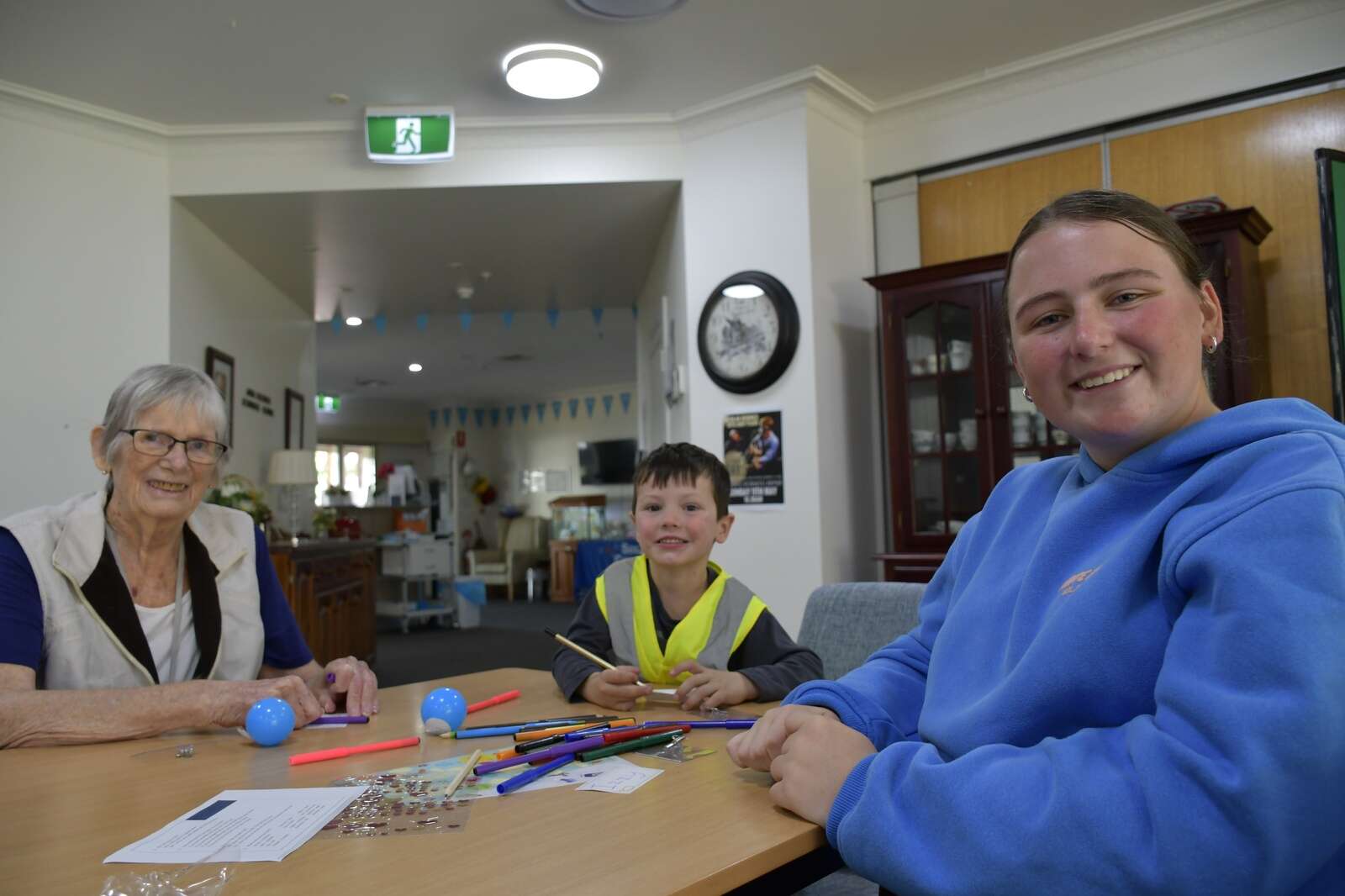 Different generations teach each other | Deniliquin Pastoral Times