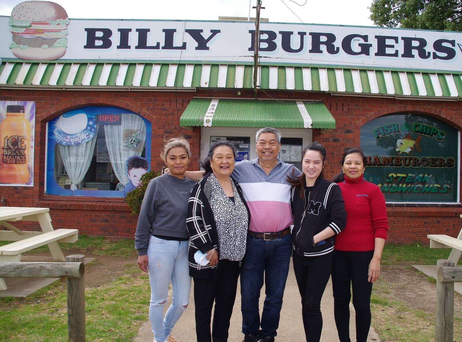 Billy Burgers changes hands | Seymour Telegraph