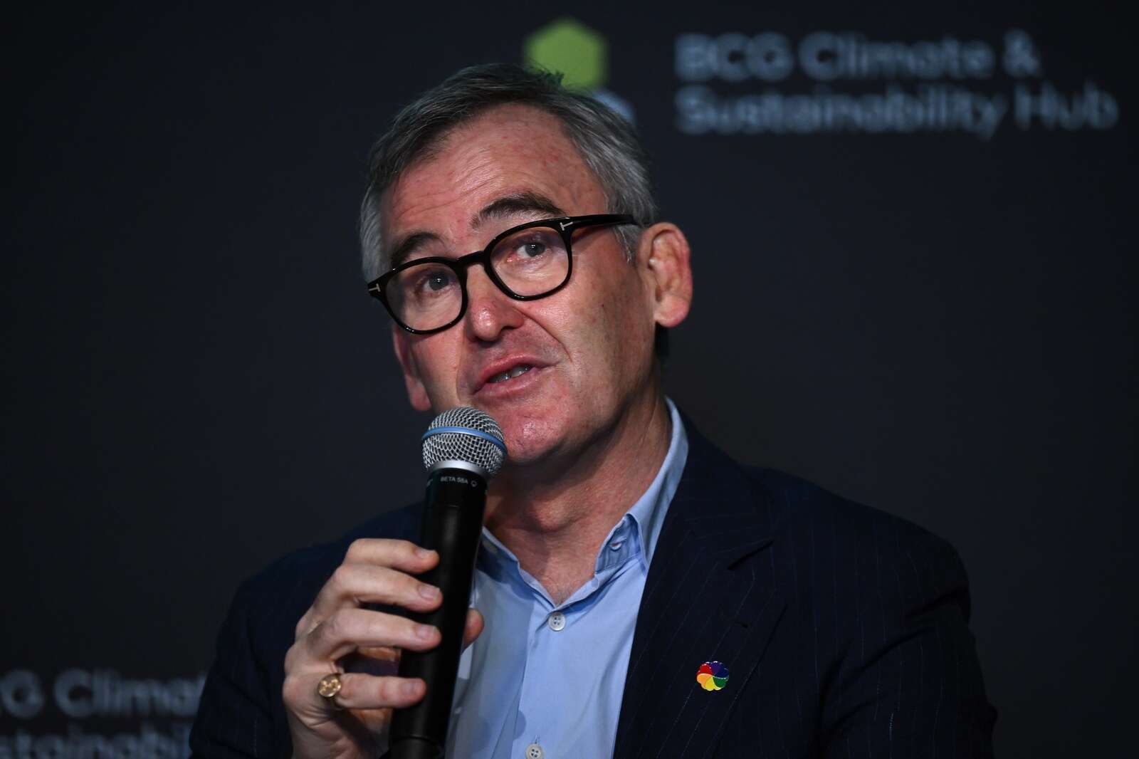 Woolworths chief resigns after supermarket story | Country News