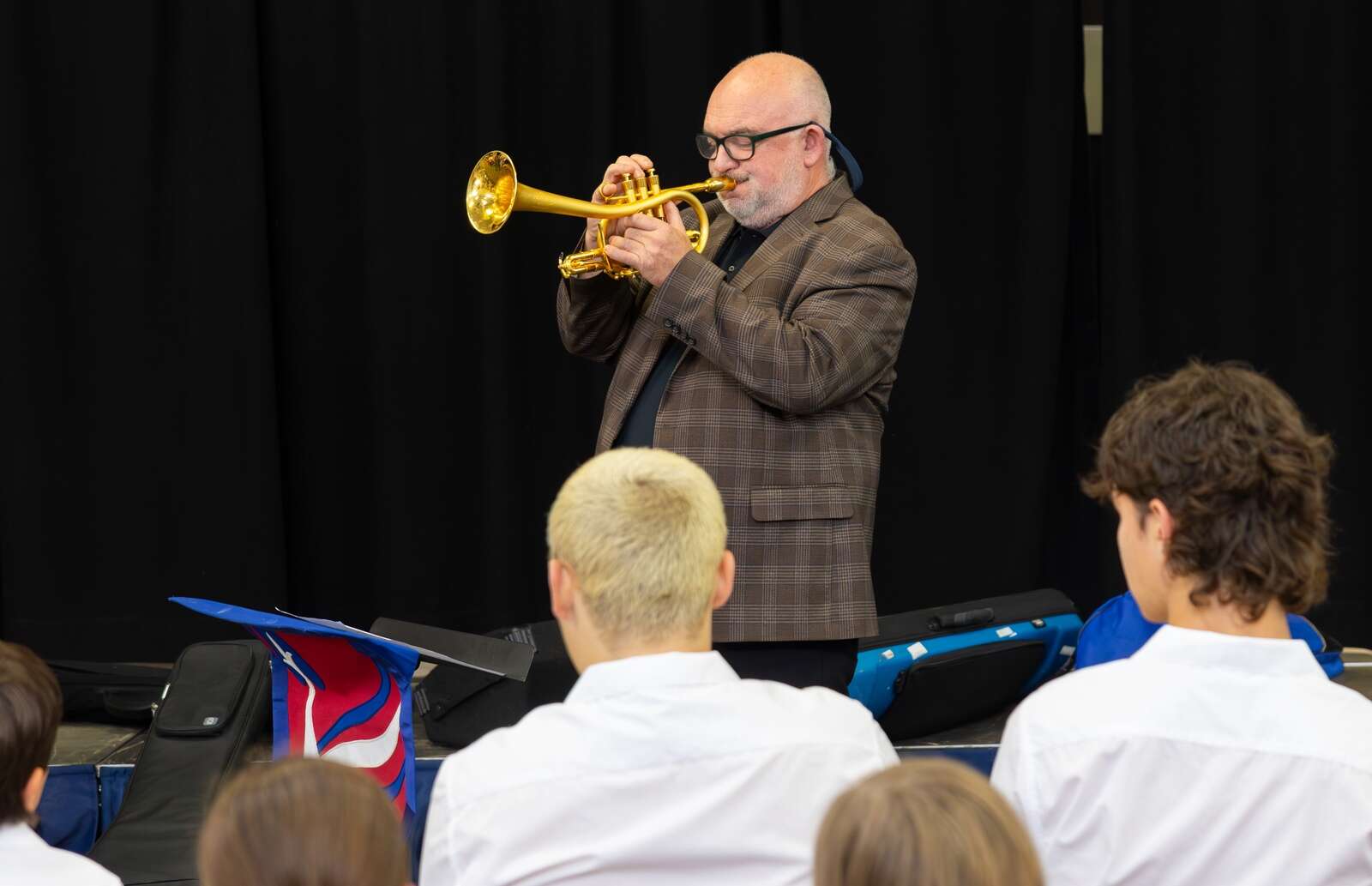 Music to our ears: James Morrison imparts wisdom to local students ...