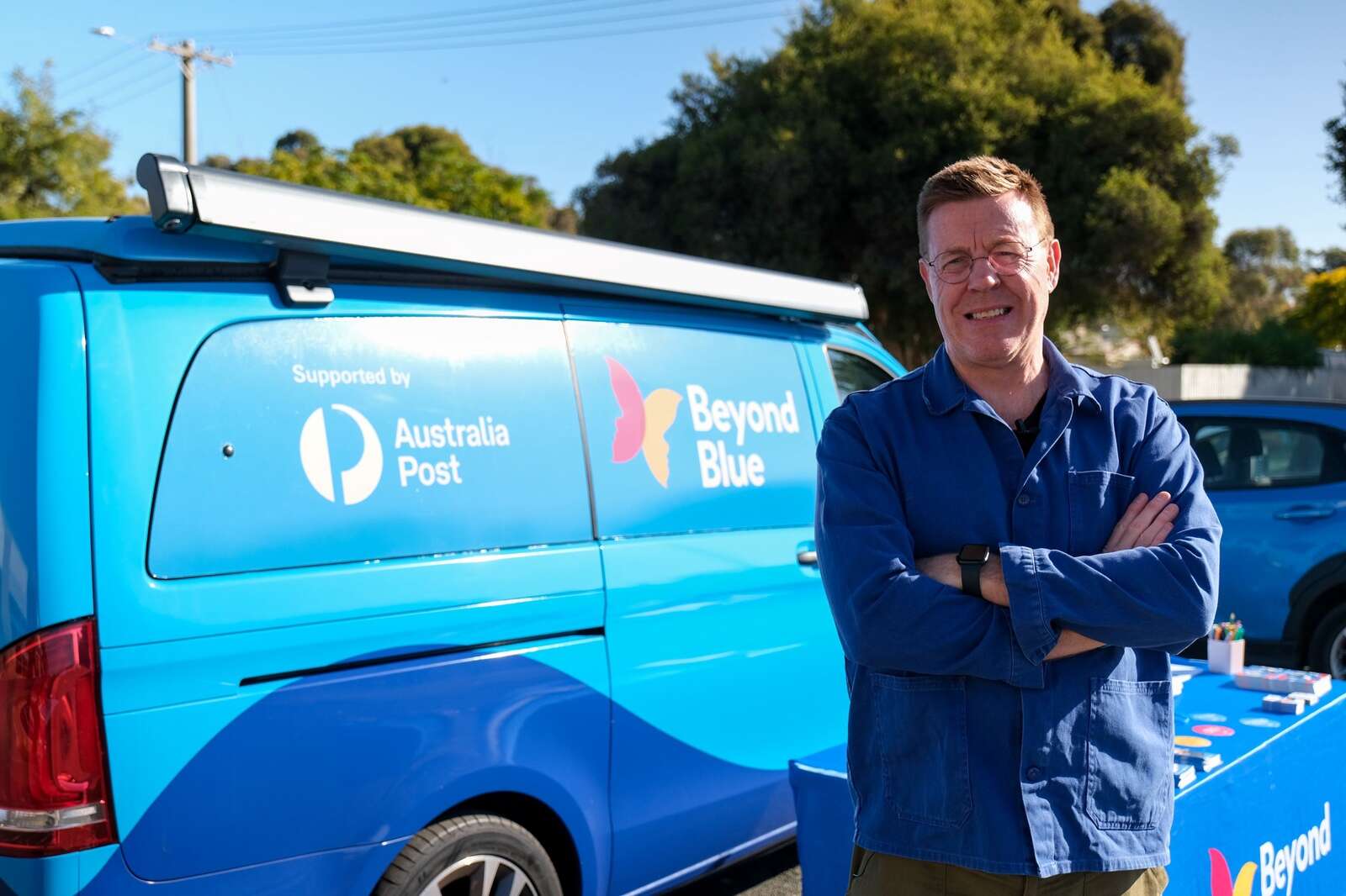 Brad McEwan teams up with Australia Post and Beyond Blue for a postcard ...