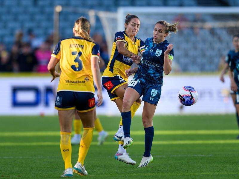 Mariners job only half done: Sydney FC's Whyman | Kyabram Free Press