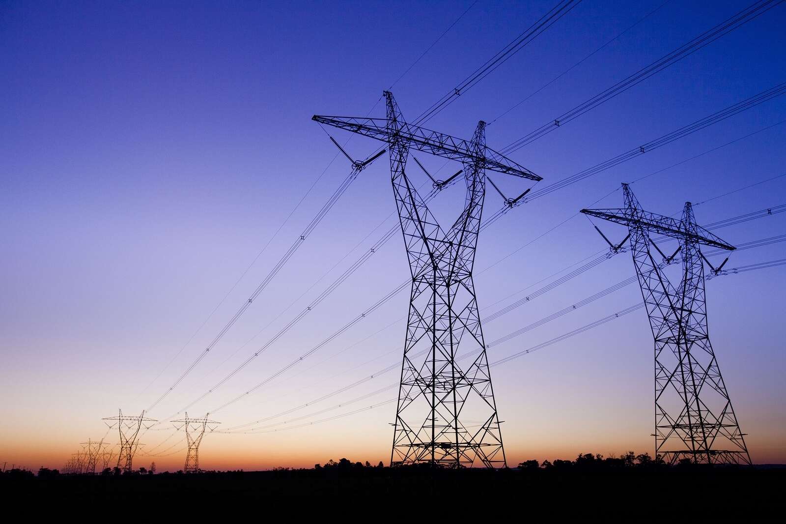 Sparks fly over high-voltage powerline project | Dairy News Australia