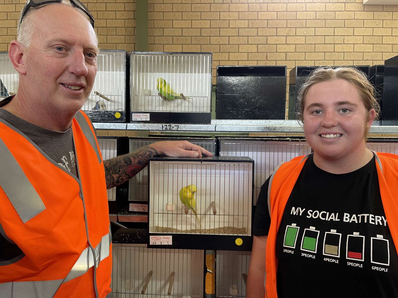Locals fly in for birthday bird show | Southern Riverina News
