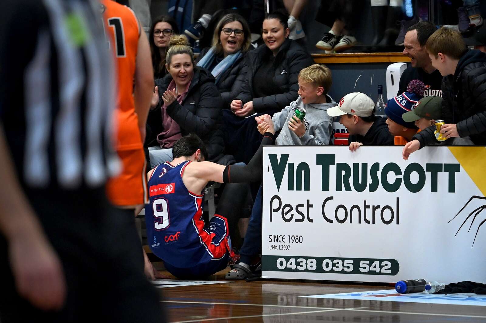 Gators pull off comeback to keep season alive | Shepparton News