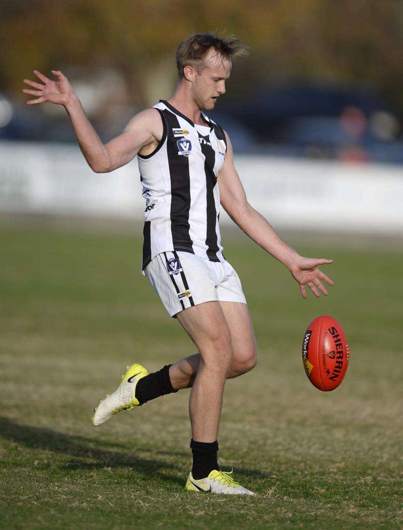 JD Hayes starts off training partnership with older brother Ben in ...
