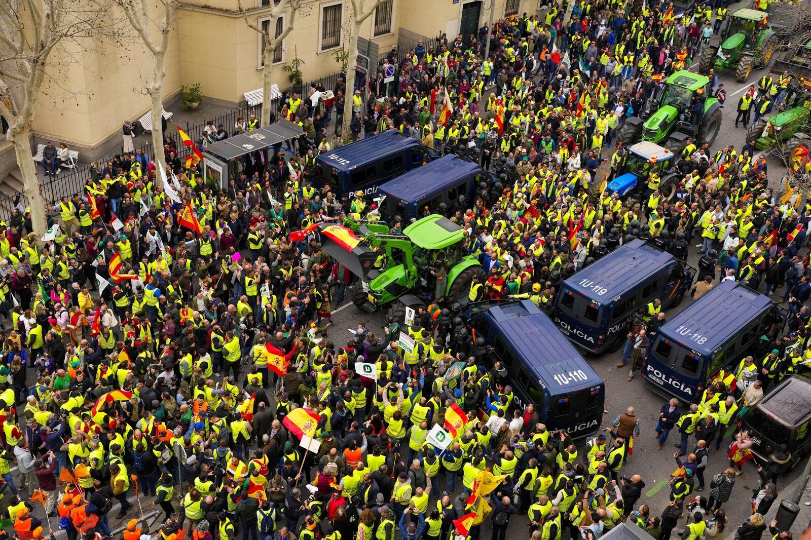 Farmers protest across the globe | Country News