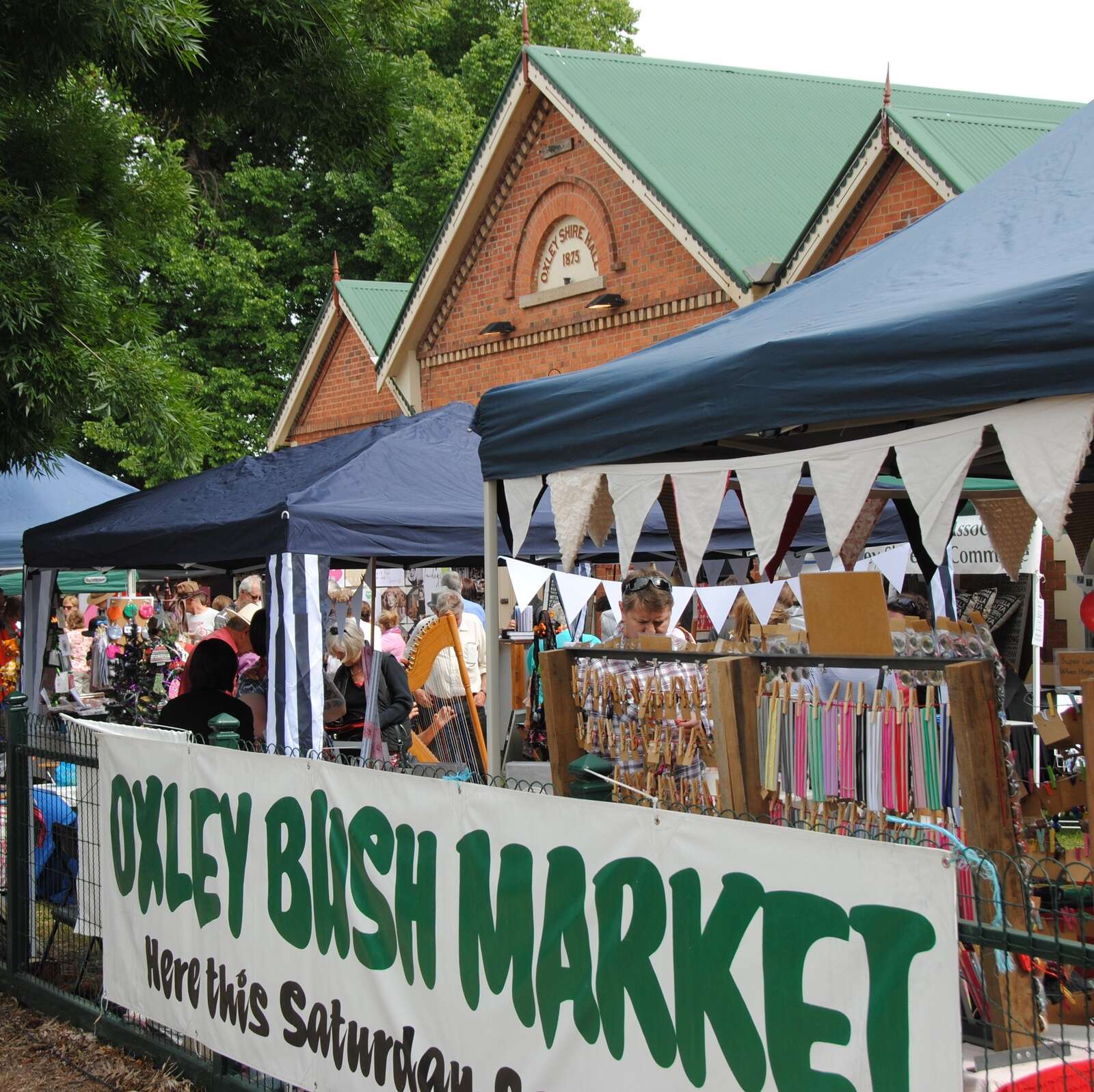 Stallholder applications open for Oxley’s famous bush market ...