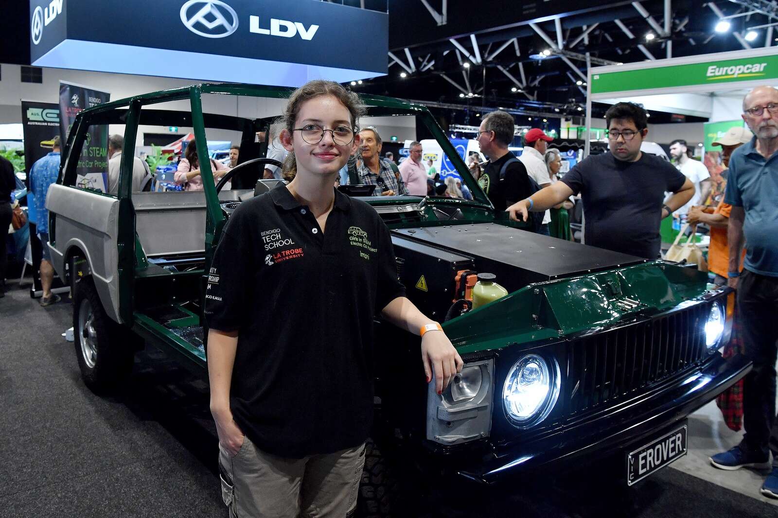 Electric cars spark interest for young female mechanics | Seymour Telegraph