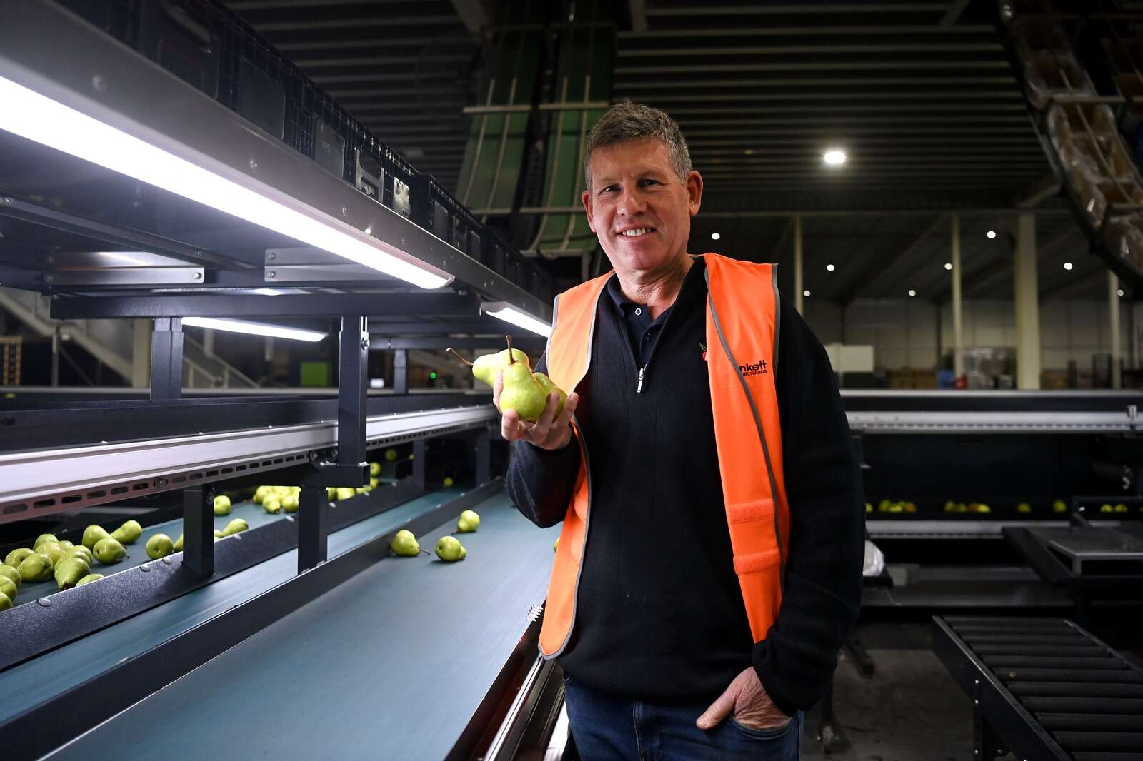 Aussie apples set sail for Canada | Country News