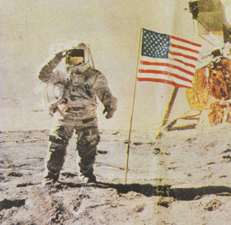 Mark moon landing | Benalla Ensign