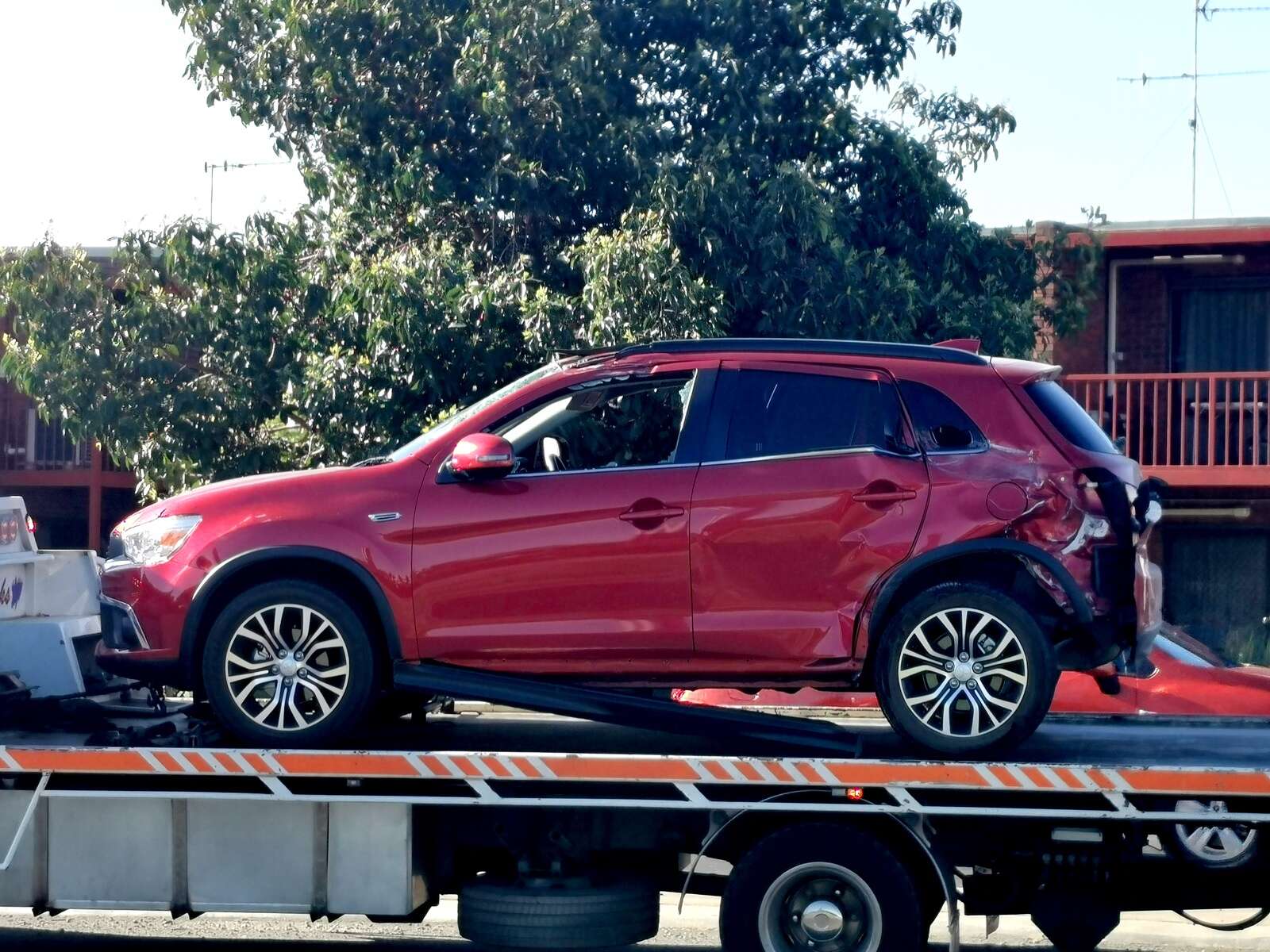 Traffic banked up after two vehicle crash in Shepparton | Seymour Telegraph