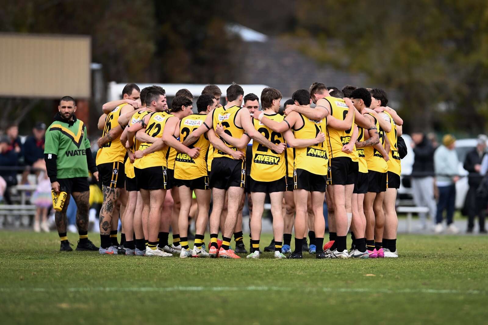 Tigers pounce on Lions to punch their ticket to the Murray Football ...