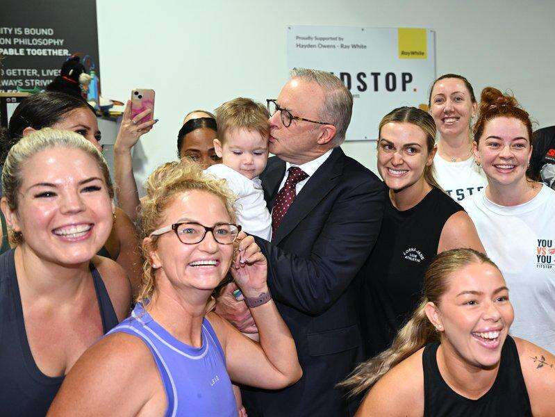 Prime minister takes campaign fight to Dutton's seat | Country News