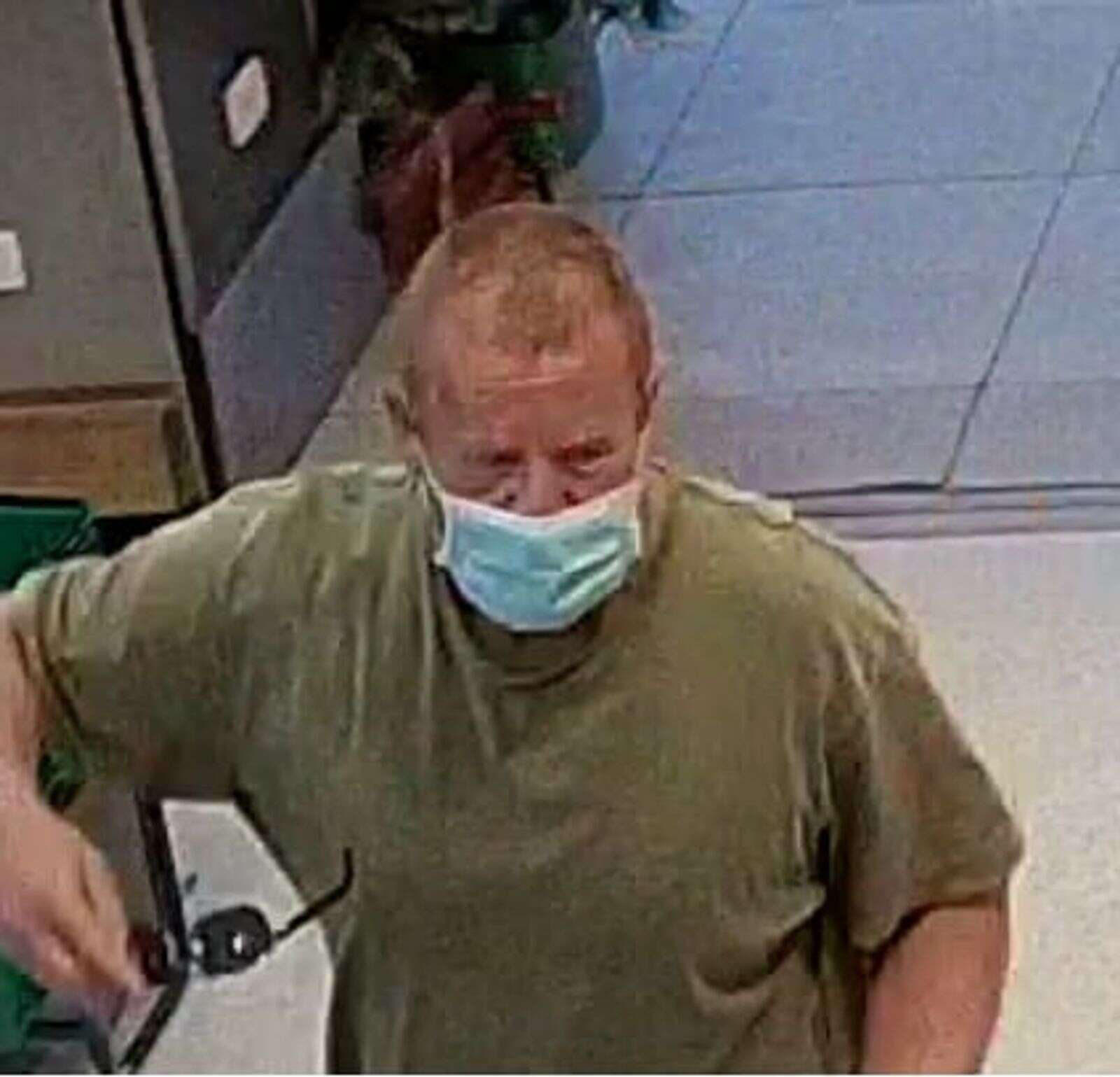 Moama police need help identifying this person | Riverine Herald