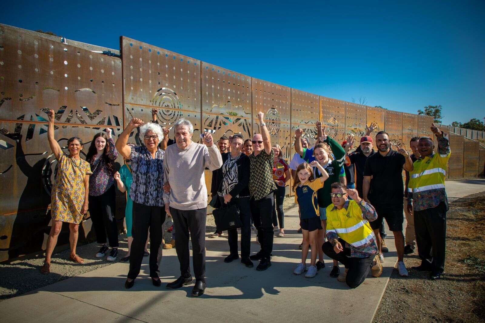 Victoria Park Aboriginal artwork uncovered | Shepparton News