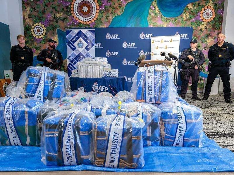 Boat breakdown helps cops bust 800kg cocaine shipment | Cobram Courier