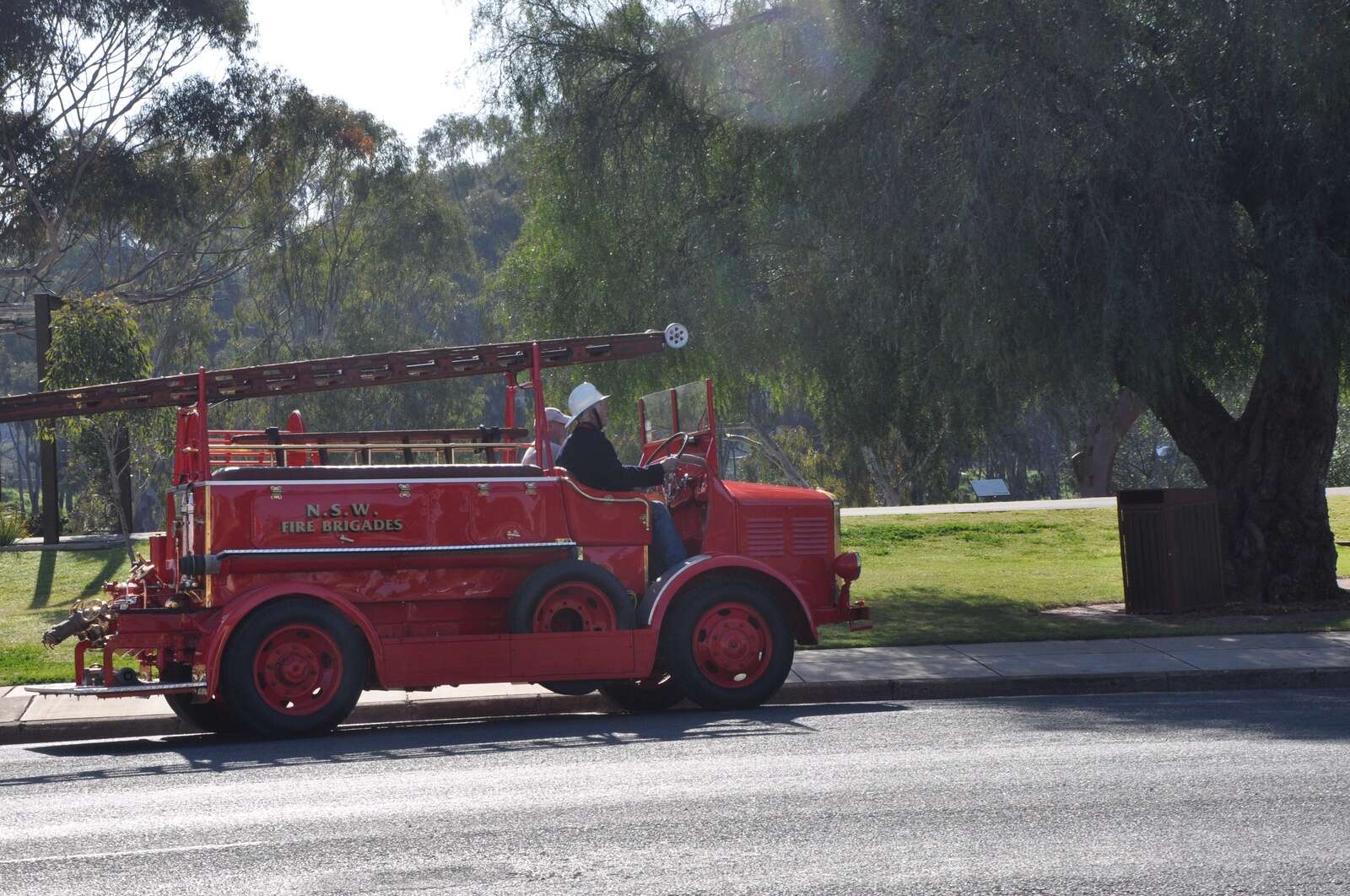 Restored fire engine turns heads | Deniliquin Pastoral Times
