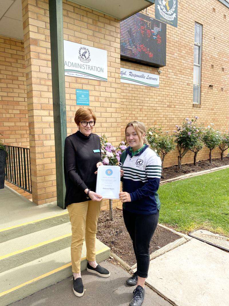 Shianne receives education scholarship | Country News