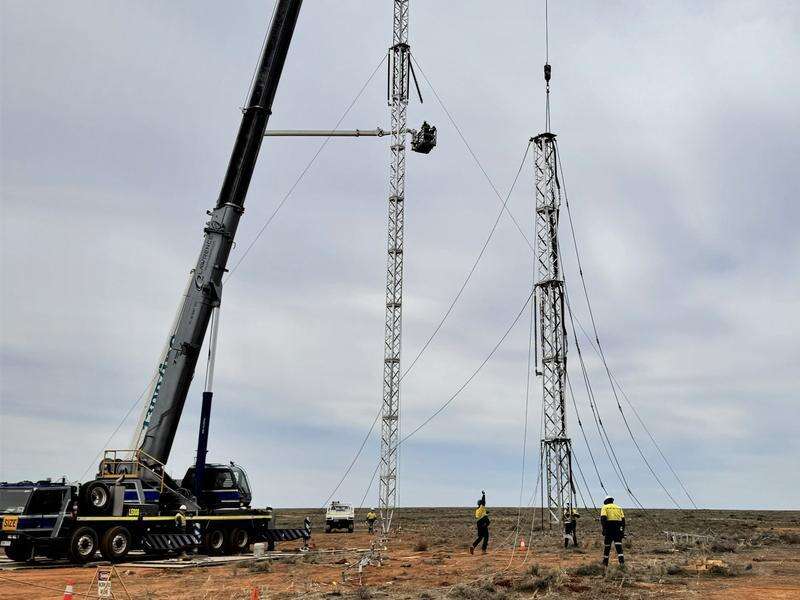 Workers build Broken Hill towers in power outage fix | Kyabram Free Press