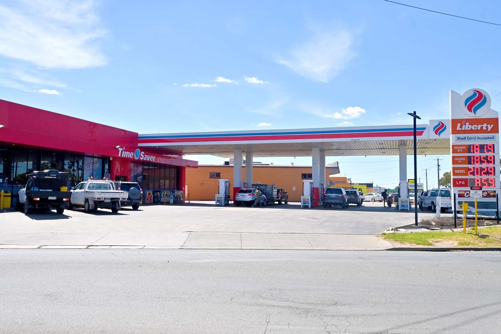 Truck driver wrestled attempted robber to the ground | Cobram Courier